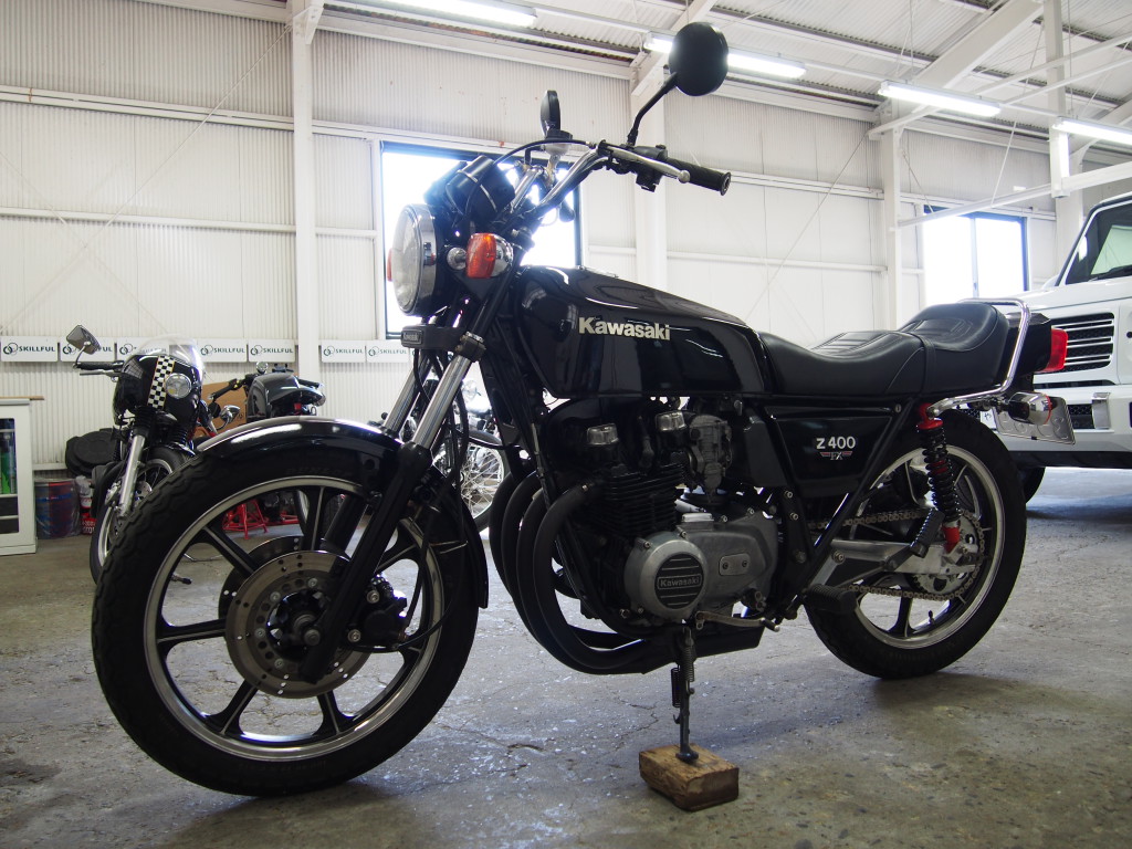 【成約済】GOOバイクに掲載中！KAWASAKI カワサキ Z550FX Z400FX仕様 1982年 セミ絞りアップハン ショート菅 RFYリアサス タックロールシート 400cc登録車 ...