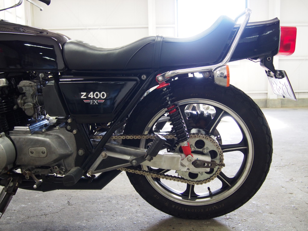 【成約済】GOOバイクに掲載中！KAWASAKI カワサキ Z550FX Z400FX仕様 1982年 セミ絞りアップハン ショート菅 RFYリアサス タックロールシート 400cc登録車 ...