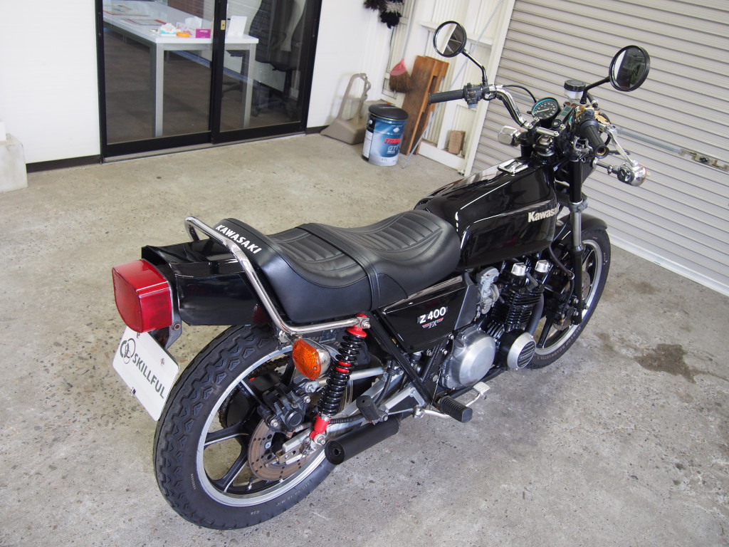 【成約済】GOOバイクに掲載中！KAWASAKI カワサキ Z550FX Z400FX仕様 1982年 セミ絞りアップハン ショート菅 RFYリアサス タックロールシート 400cc登録車 ...